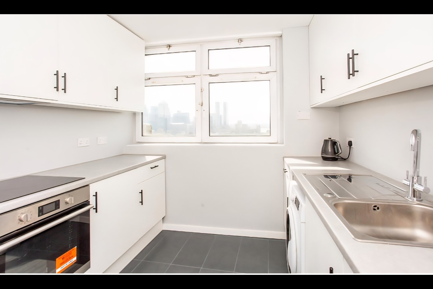 London - 2 Bed Flat, Elmslie Point, E3 - To Rent Now for £2,050.00 p/m