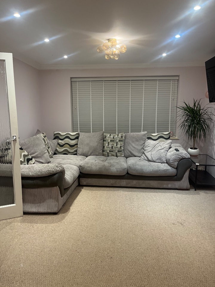 Maidenhead - 3 Bed Semi-Detached House, Ray Lea Close, SL6 - To Rent ...