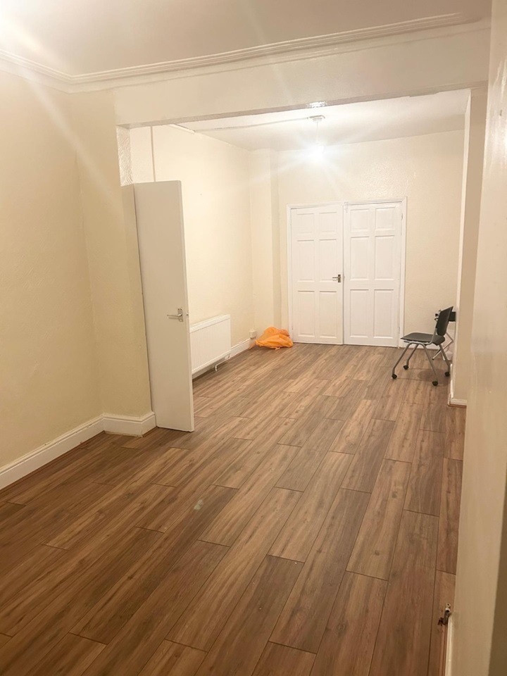 London - 3 Bed Terraced House, Chadwin Road, E13 - To Rent Now for £ ...
