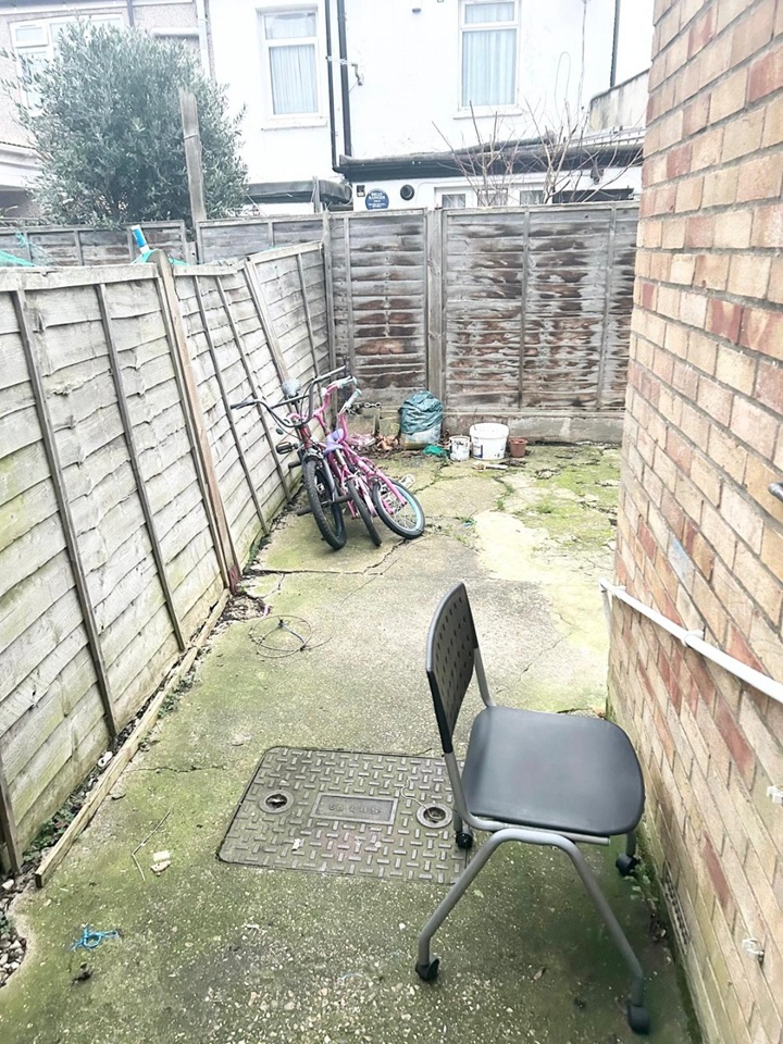 London - 3 Bed Terraced House, Chadwin Road, E13 - To Rent Now for £ ...