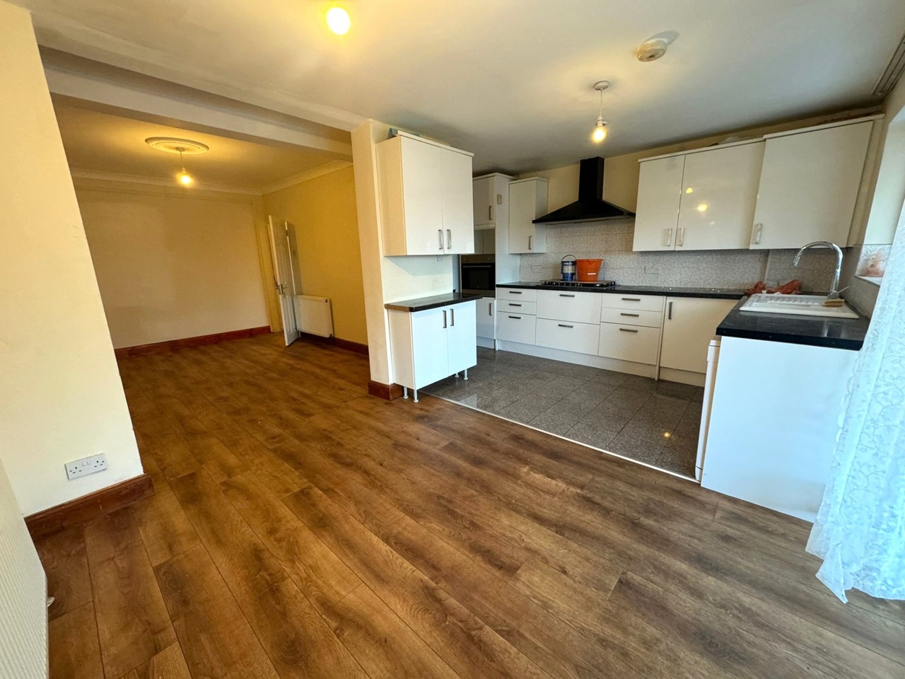 London - 4 Bed Terraced House, Overton Road, E10 - To Rent Now for £ ...