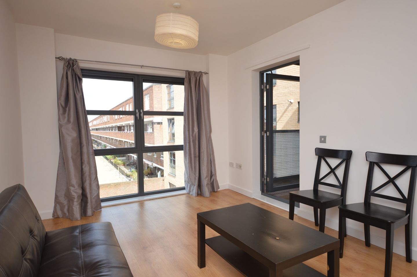 London - 2 Bed Flat, Hannah Building, E1 - To Rent Now for £2,000.00 p/m