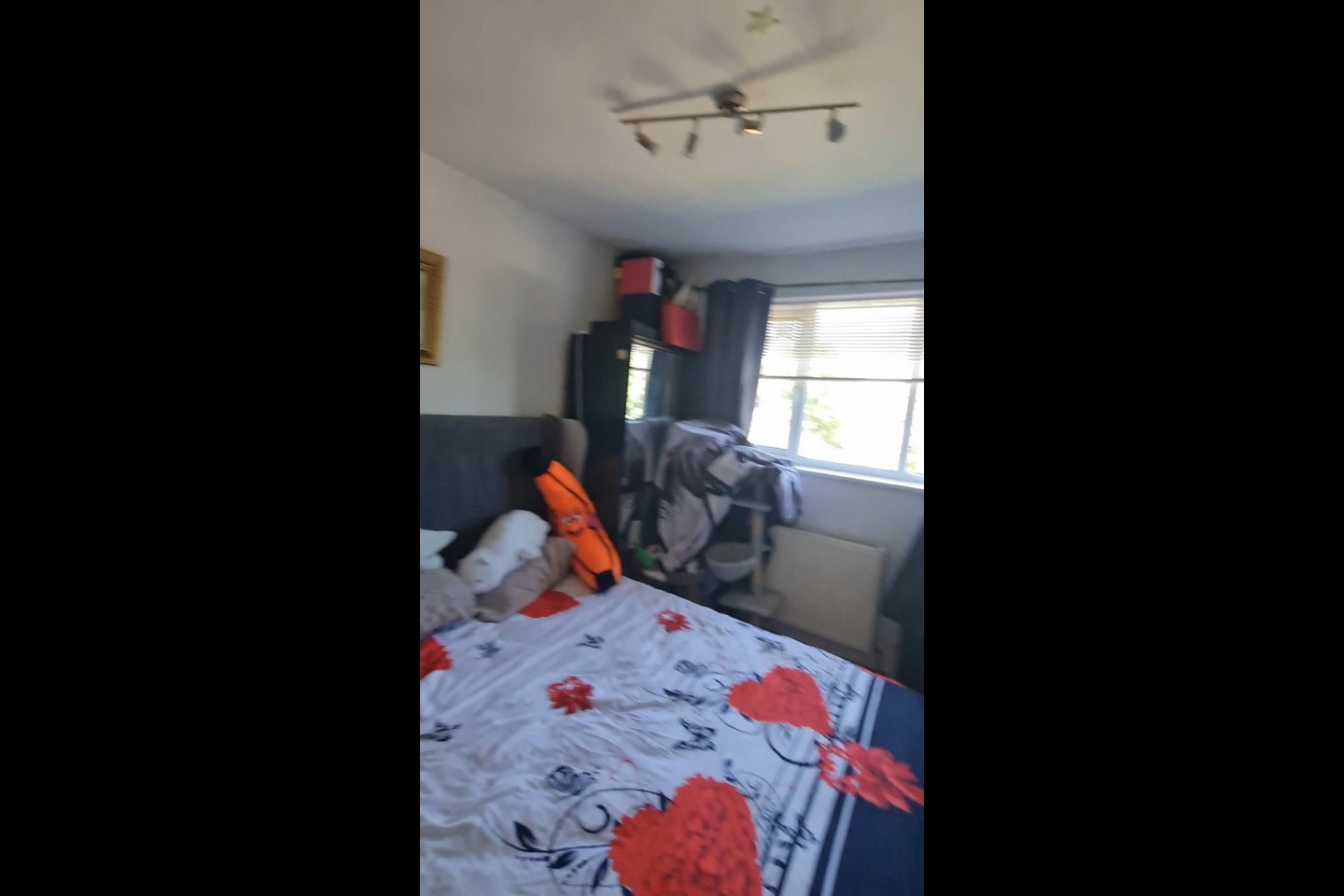 Bromley - 3 Bed End Terrace, Whitefoot Lane, BR1 - To Rent Now for £ ...