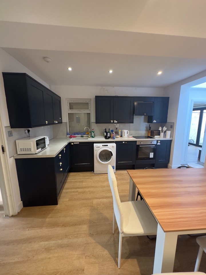 Harrow - Room in a Shared House, Kings Way, HA1 - To Rent Now for £ ...