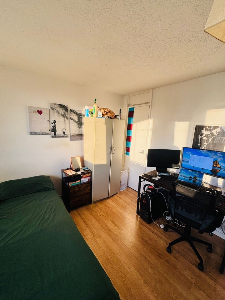 London - Room in a Shared Flat, Roslin House, E1W - To Rent Now for £ ...