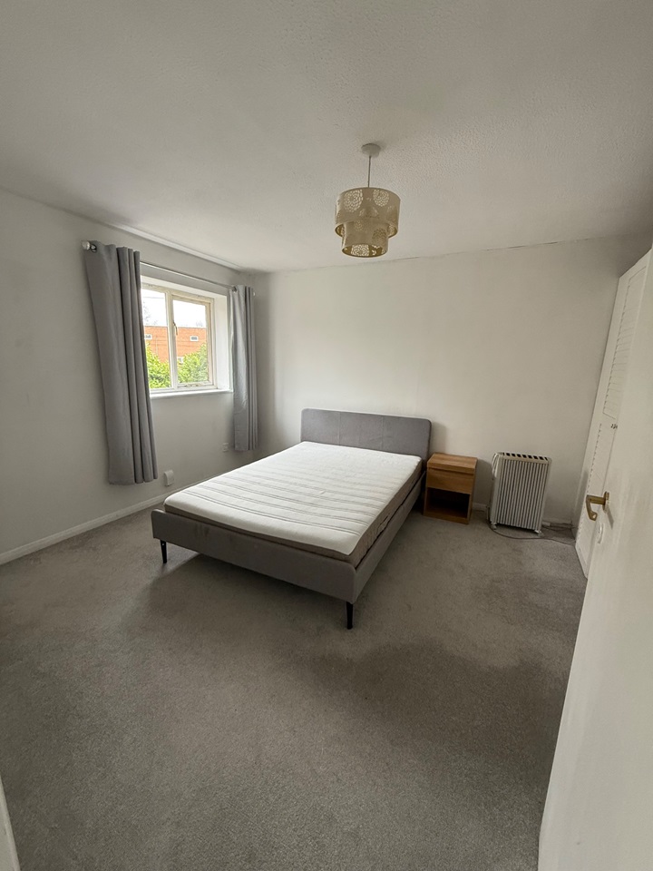 Hatfield - 1 Bed End Terrace, Bull Stag Green, AL9 - To Rent Now for £ ...
