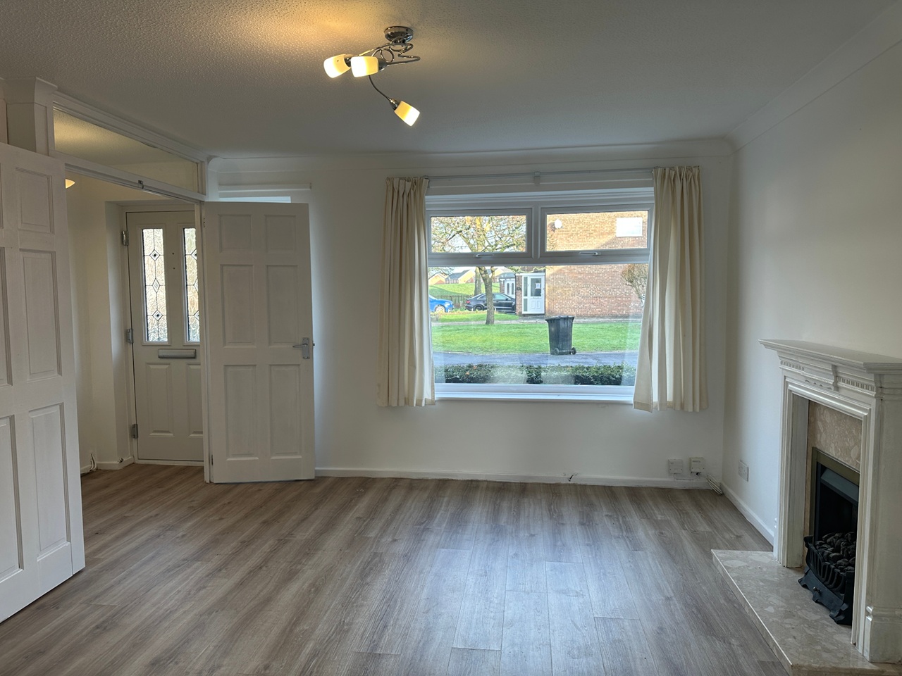 Sale - 3 Bed Semi-Detached House, Riley Close, M33 - To Rent Now for £ ...