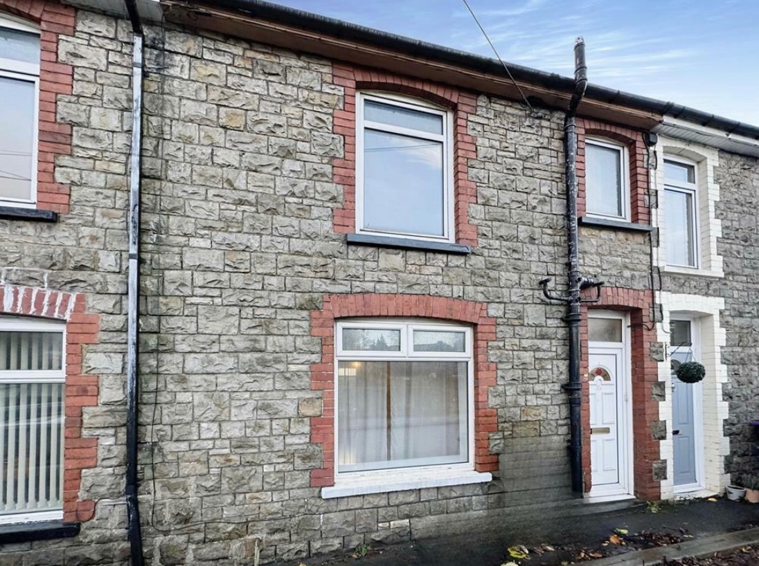 Garndiffaith, Pontypool - 2 Bed Terraced House, Top Road, NP4 - To Rent ...