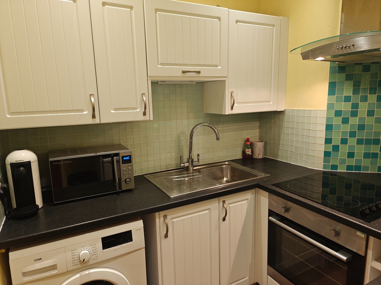 Edinburgh - 1 Bed Flat, Comely Bank Row, EH4 - To Rent Now for £1,250. ...