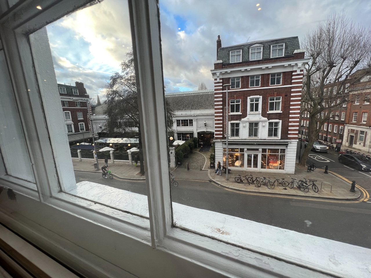 London - 1 Bed Flat, Kings Road, SW3 - To Rent Now for £2,495.00 p/m