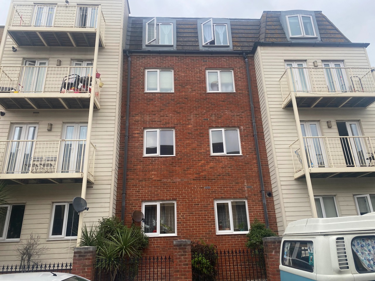 Margate - 2 Bed Flat, Martony Court, CT9 - To Rent Now for £925.00 p/m
