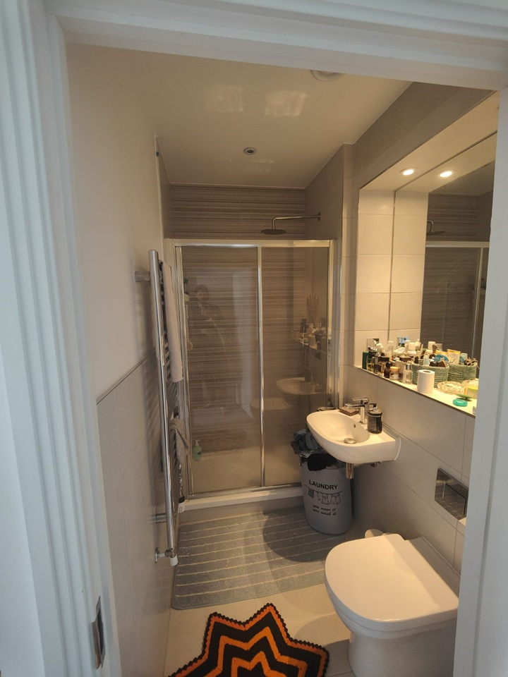 London - 2 Bed Flat, Loampit Vale, SE13 - To Rent Now for £2,205.00 p/m