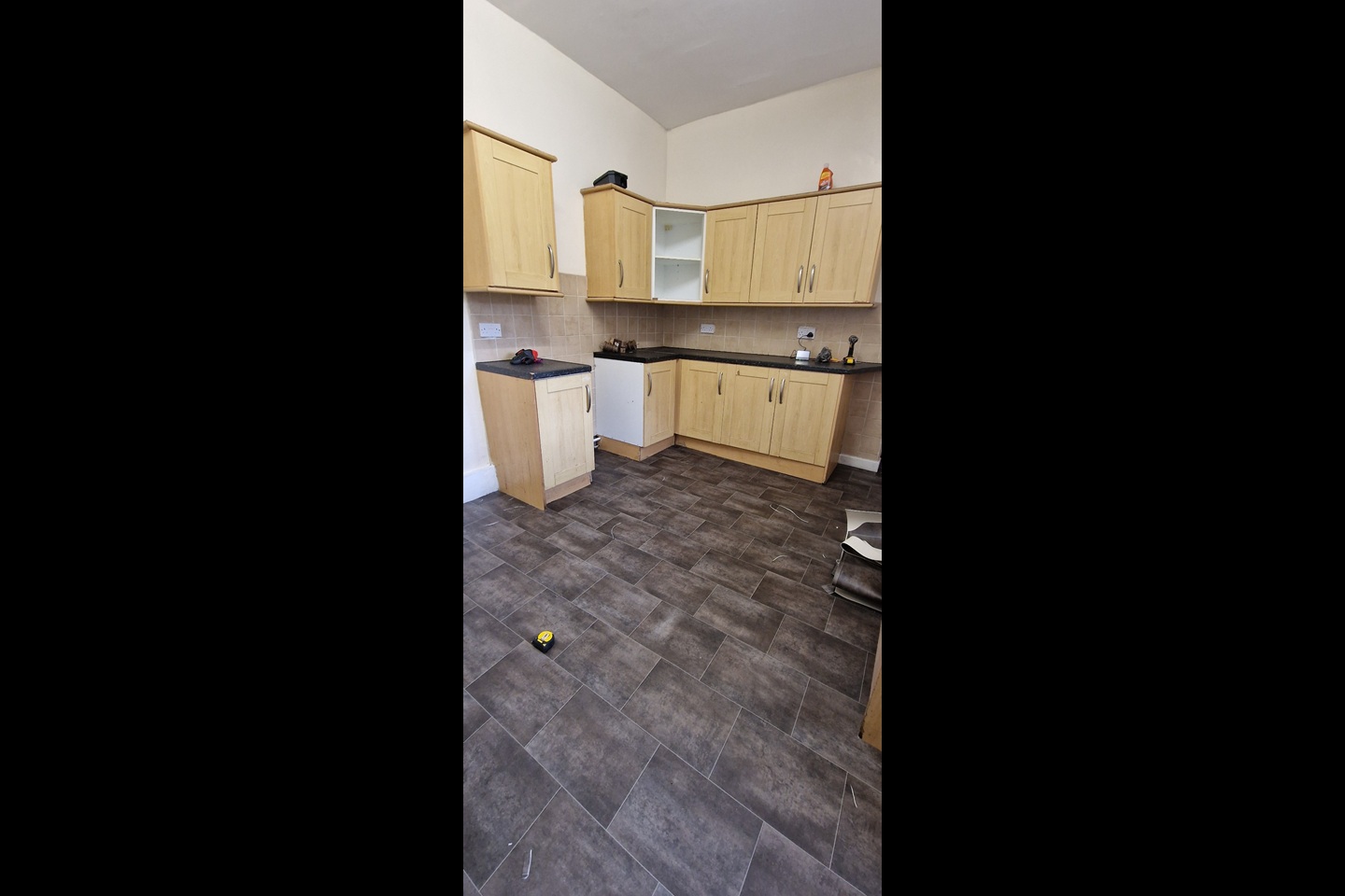 Rotherham - 3 Bed Flat, Rotherham, S62 - To Rent Now for £750.00 p/m