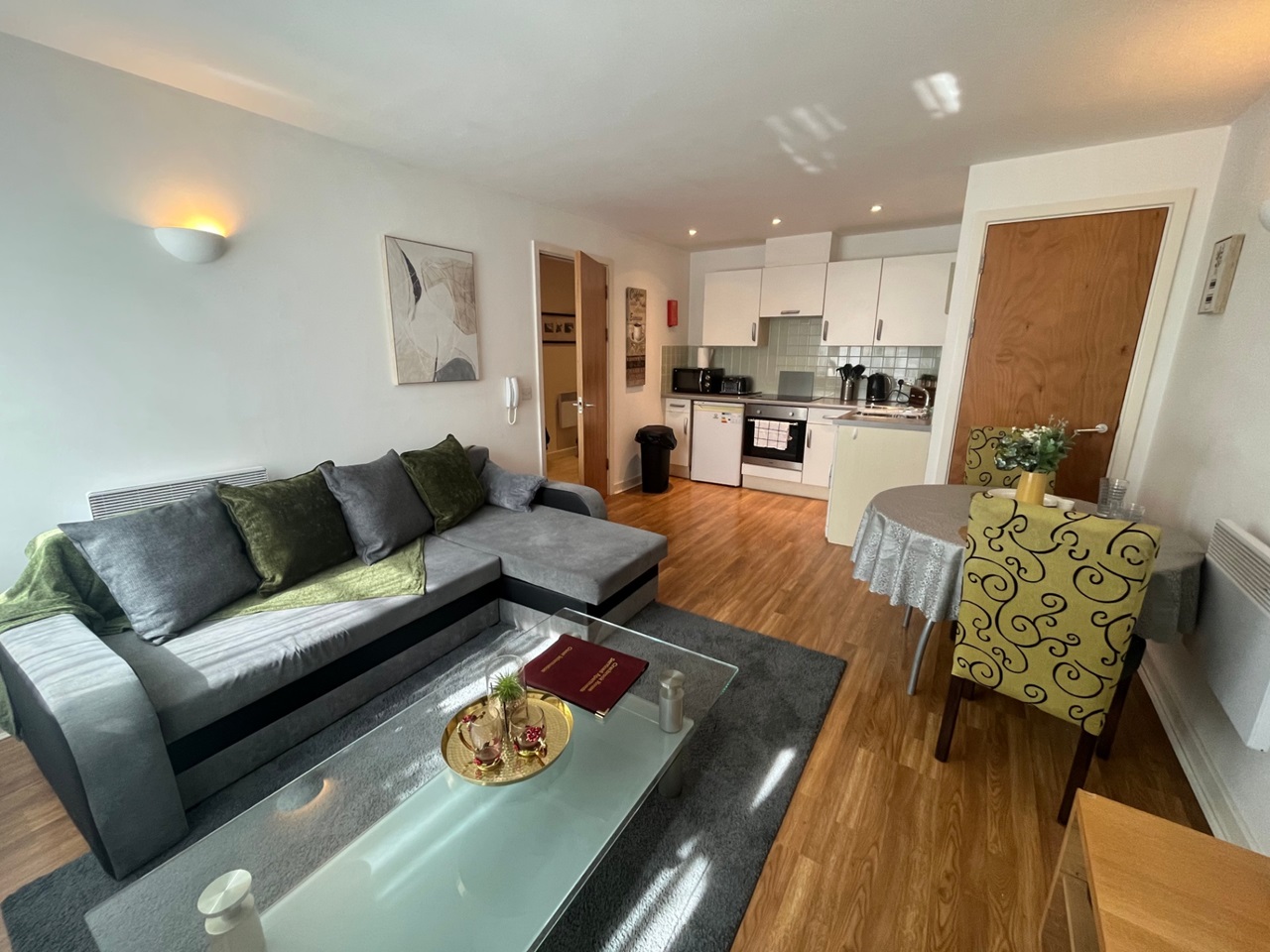 Nottingham - 1 Bed Flat, Cranbrook House, NG1 - To Rent Now for £750.00 p/m