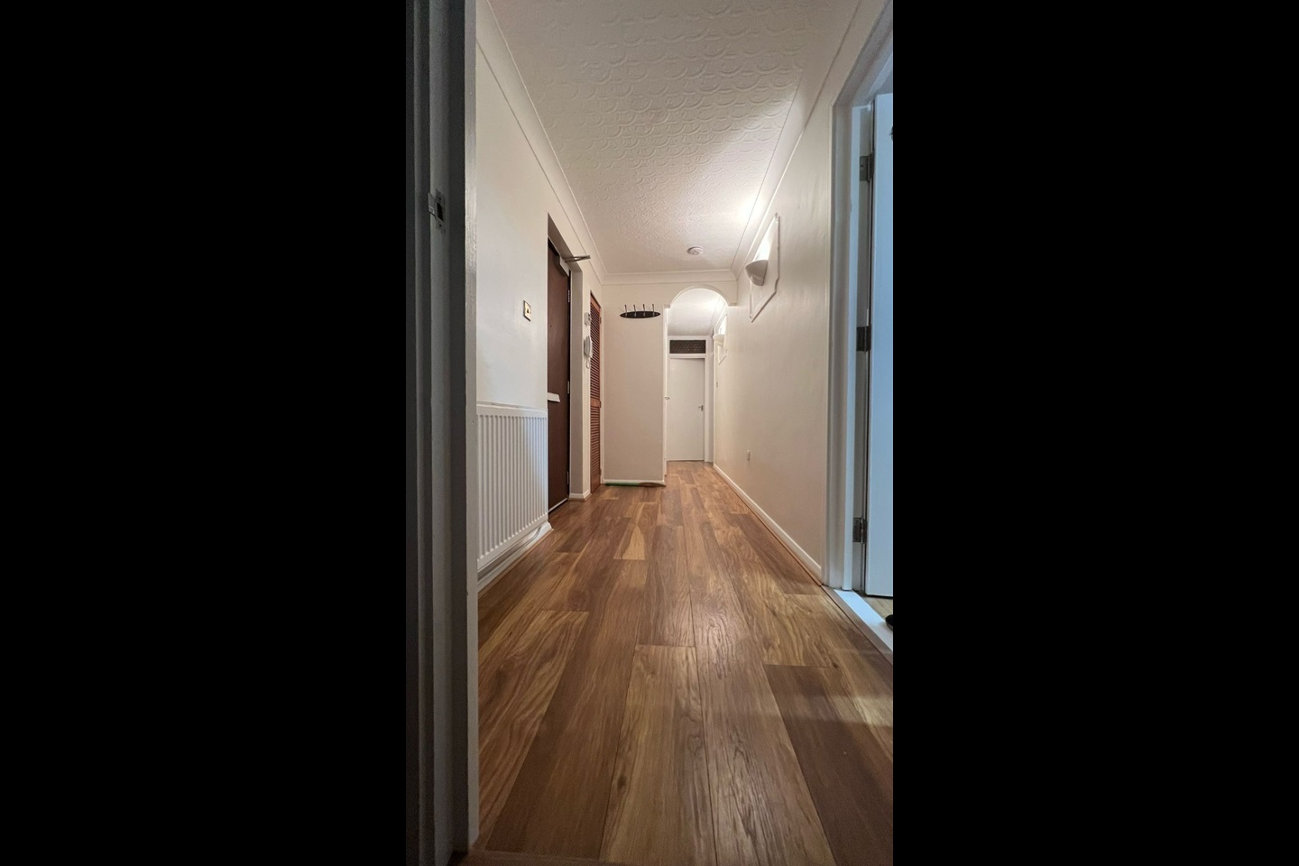 London - 2 Bed Flat, Tash Place, N11 - To Rent Now for £1,750.00 p/m