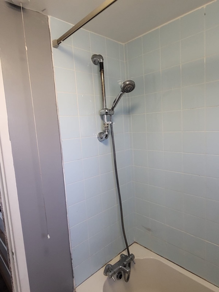 Leeds - Room in a Shared House, Carlton Grove, LS7 - To Rent Now for £ ...