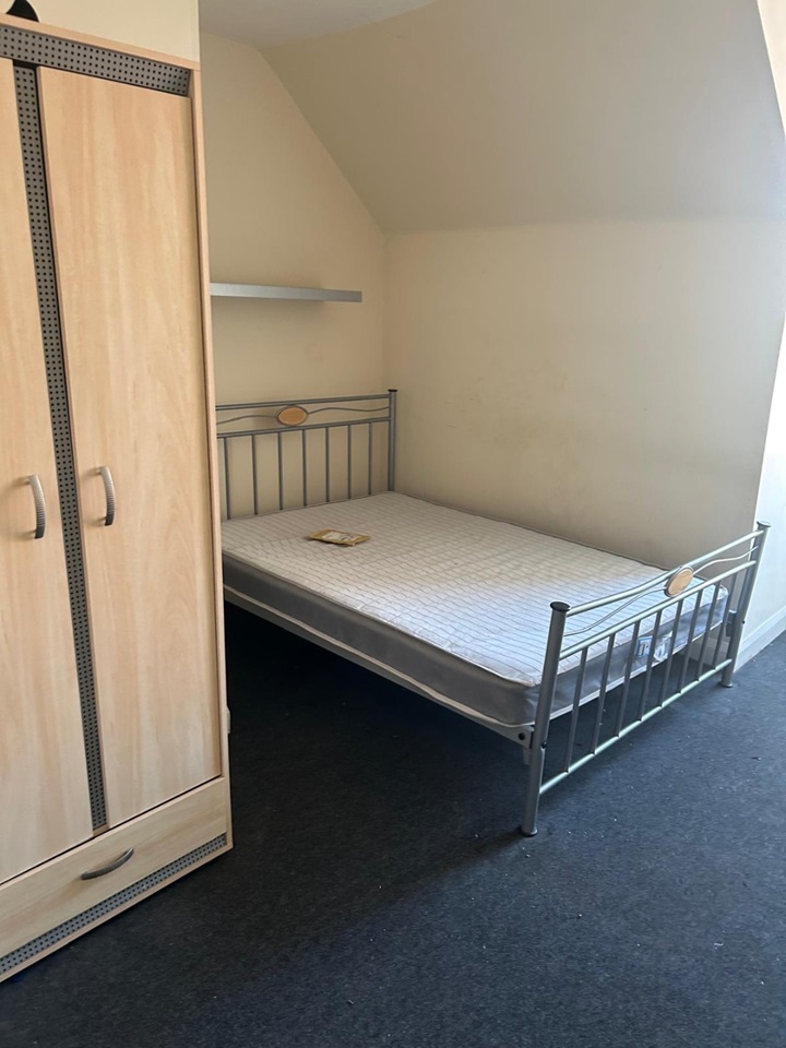 Forest Fields, Nottingham - Room in a Shared House, Birrell Road, NG7 ...