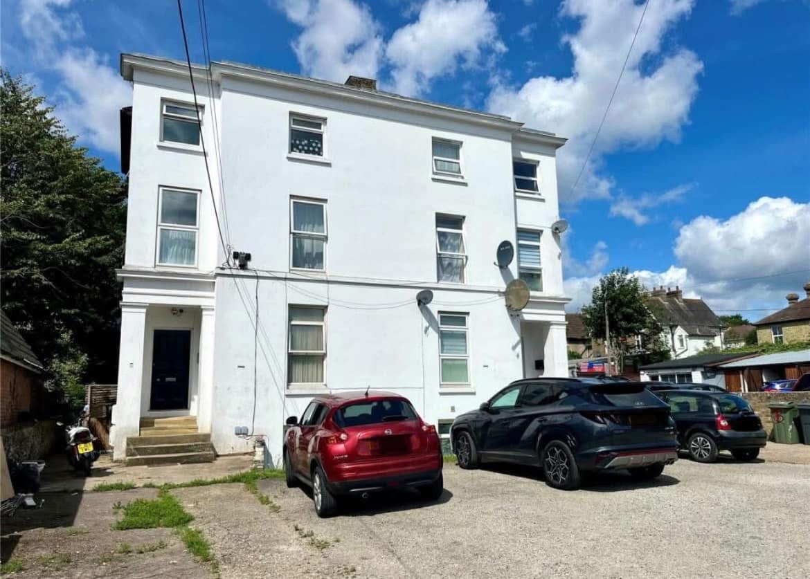 Maidstone - 2 Bed Flat, Lower Fant Road, ME16 - To Rent Now for £950.00 p/m