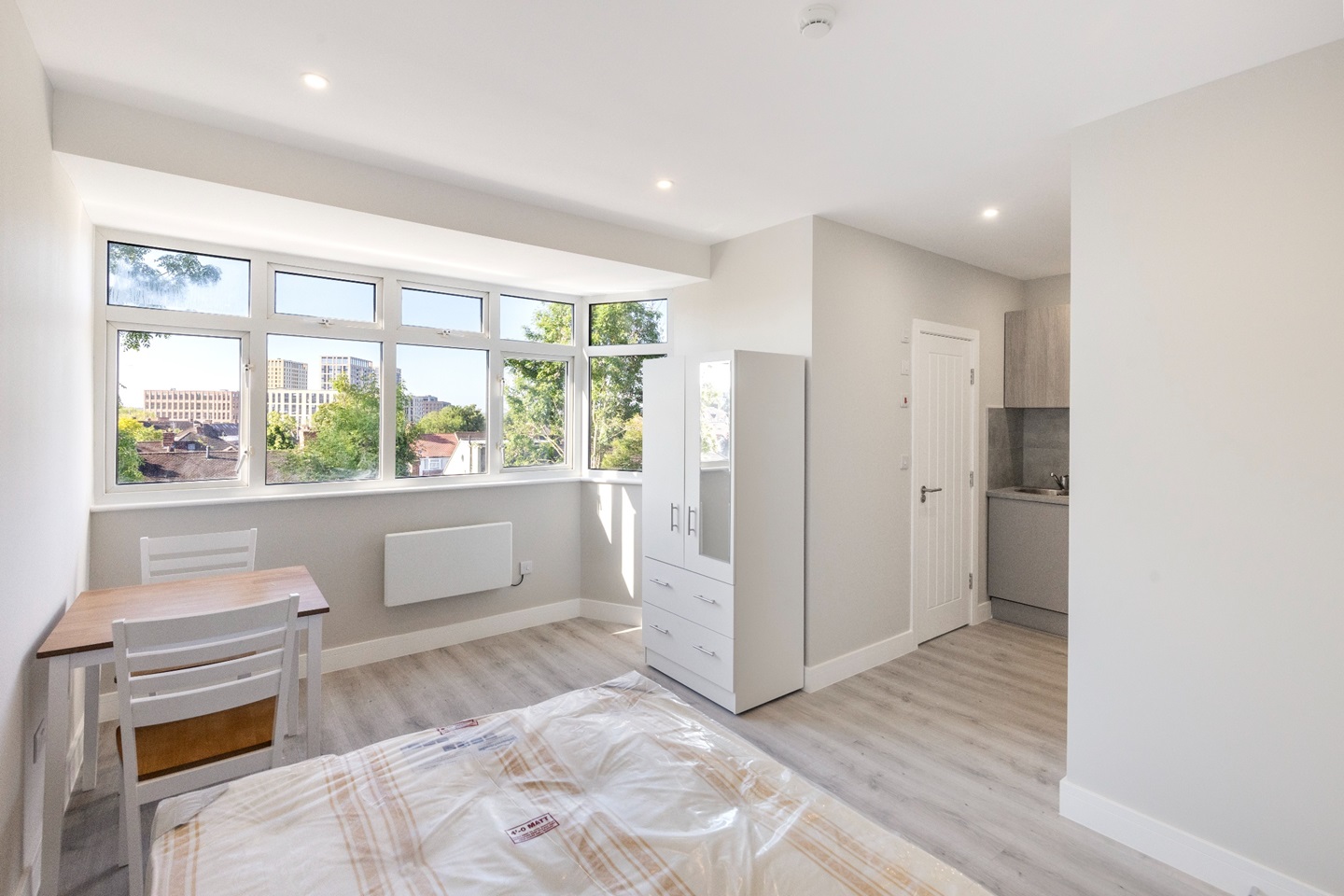 Greenford - Studio Flat, Whitton Avenue West, UB6 - To Rent Now for £ ...