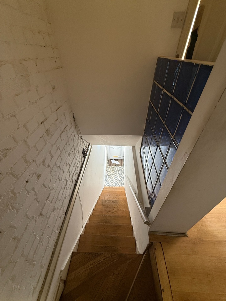 Perivale, Greenford - 2 Bed Flat, Bilton Road, UB6 - To Rent Now for £ ...