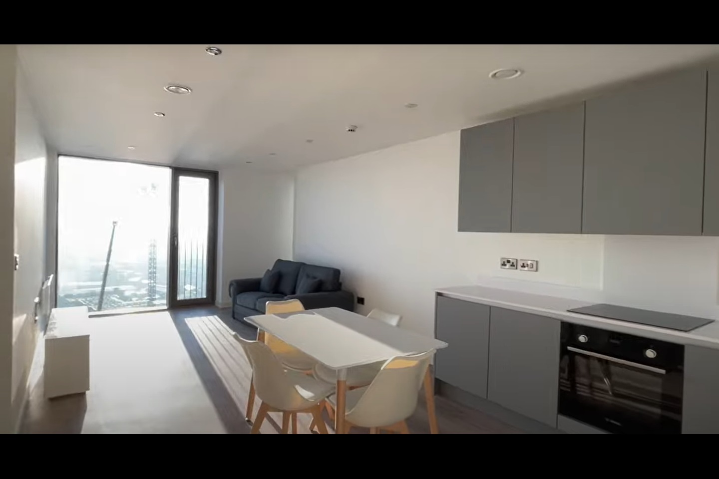 Manchester - 2 Bed Flat, Oxygen Tower, M1 - To Rent Now for £1,700.00 p/m