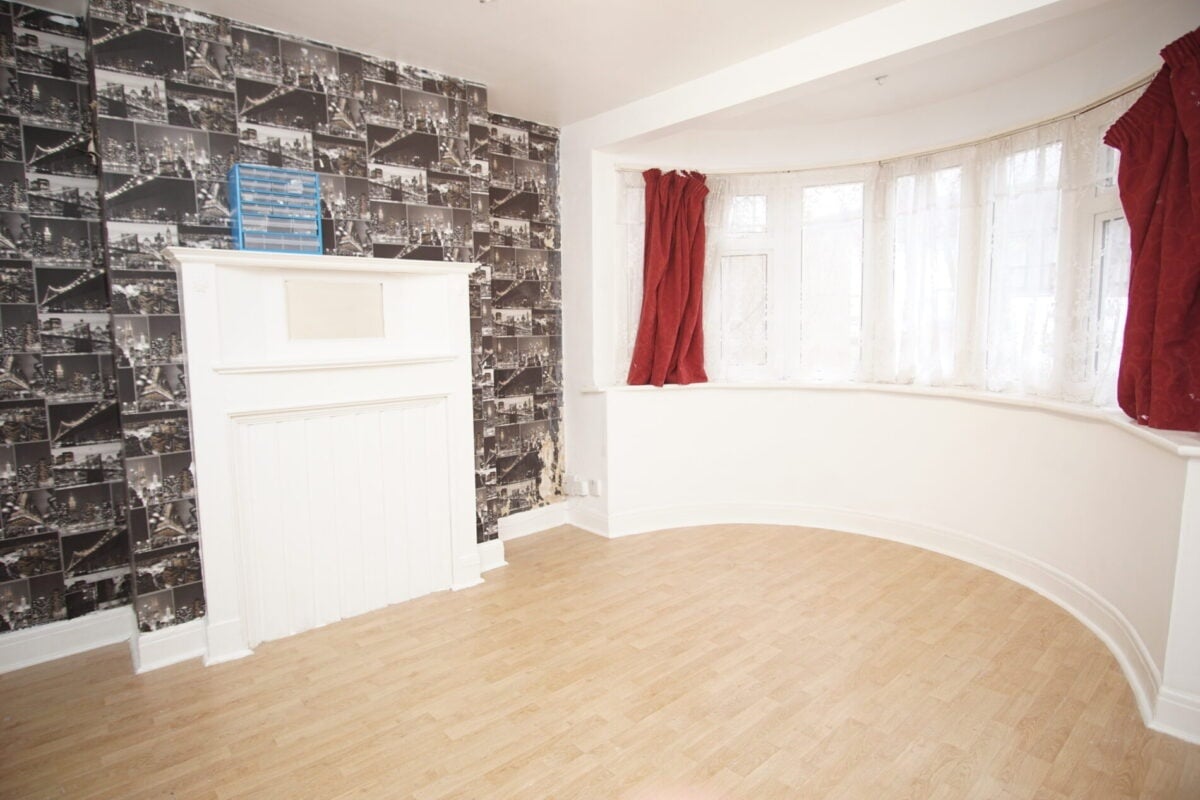 Harrow - 3 Bed Detached House, Rayners Lane, HA2 - To Rent Now for £ ...