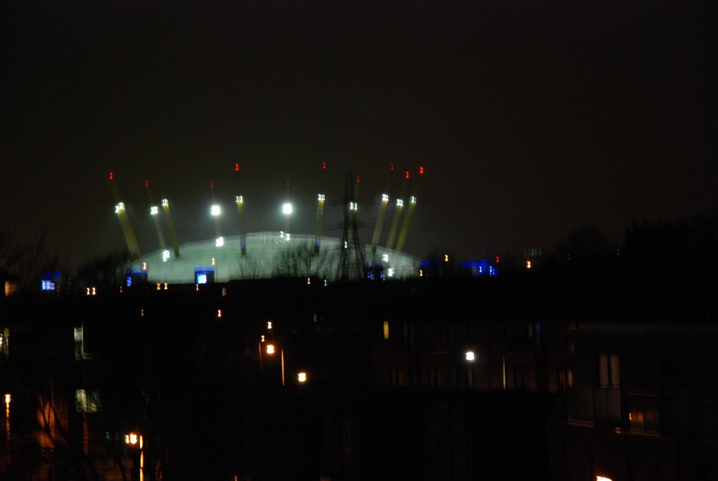 London - 2 Bed Flat, Crediton Road, E16 - To Rent Now for £2,260.00 p/m