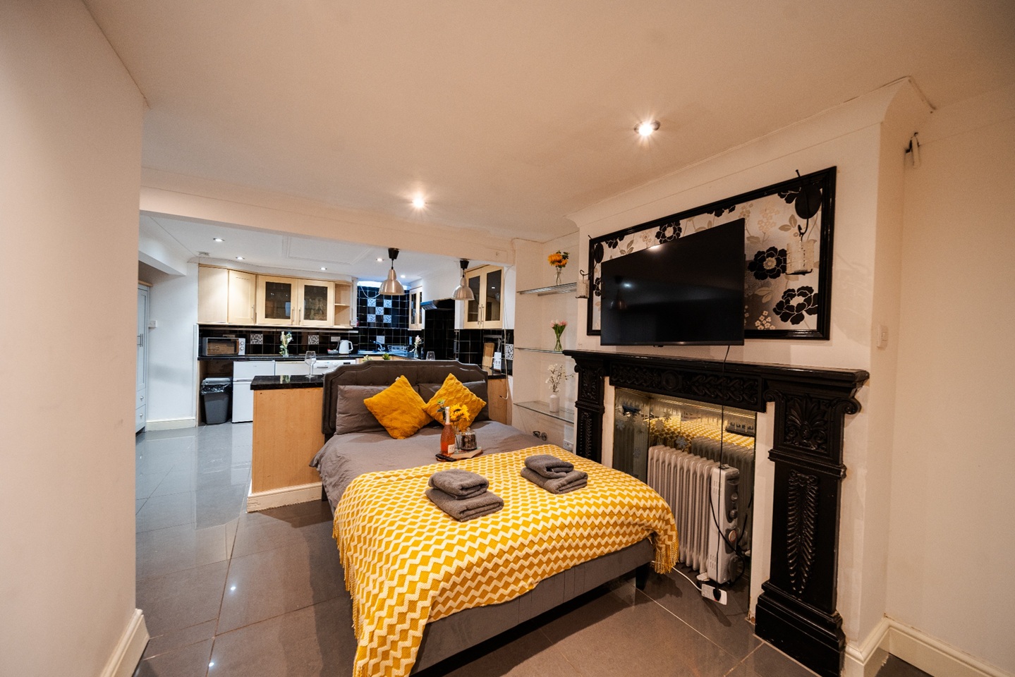 Southsea - Studio Flat, Pains Road, PO5 - To Rent Now for £800.00 p/m