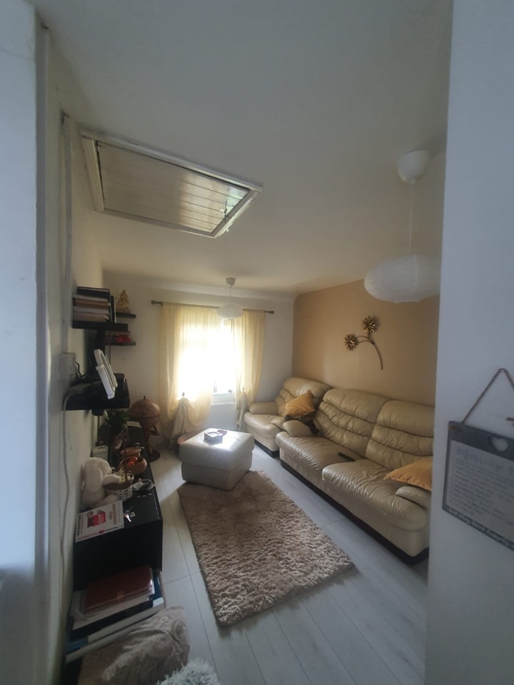 London - 2 Bed Flat, Southall, UB2 - To Rent Now for £1,700.00 p/m