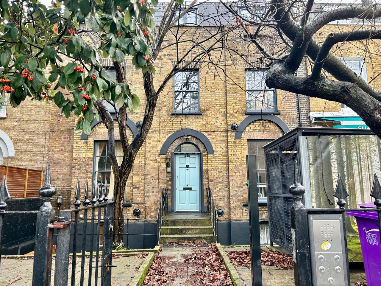 London - 1 Bed Flat, Hackney Road, E2 - To Rent Now for £1,600.00 p/m