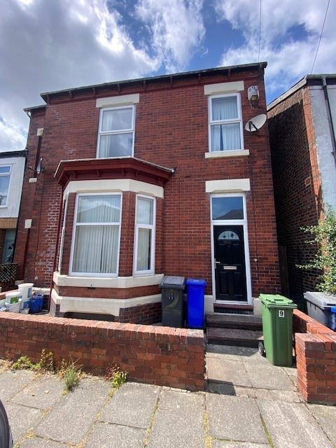 Manchester - 5 Bed Semi-Detached House, Cartwright Street, M34 - To ...