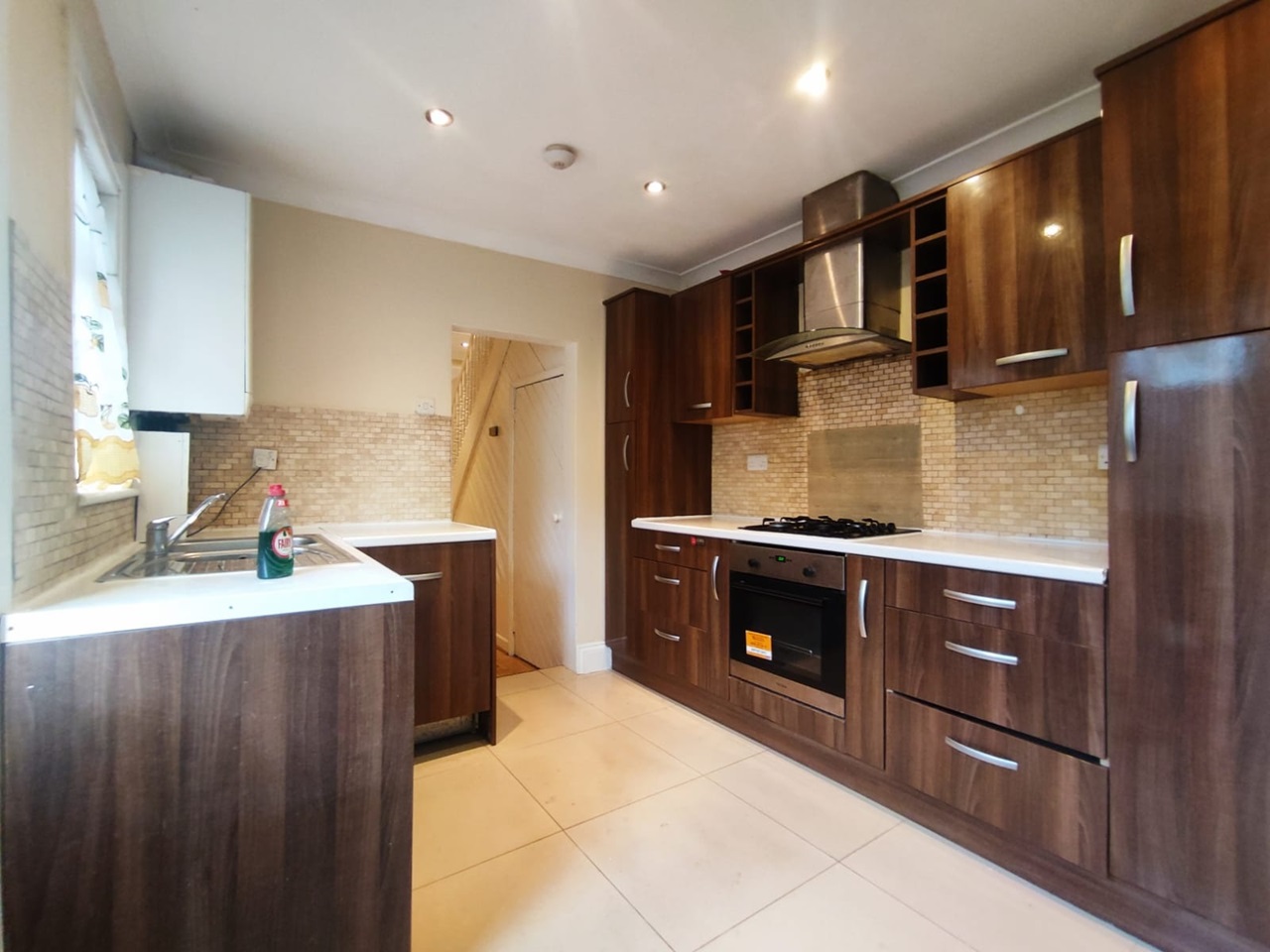 London - 4 Bed Detached House, Ceres Road, SE18 - To Rent Now for £ ...