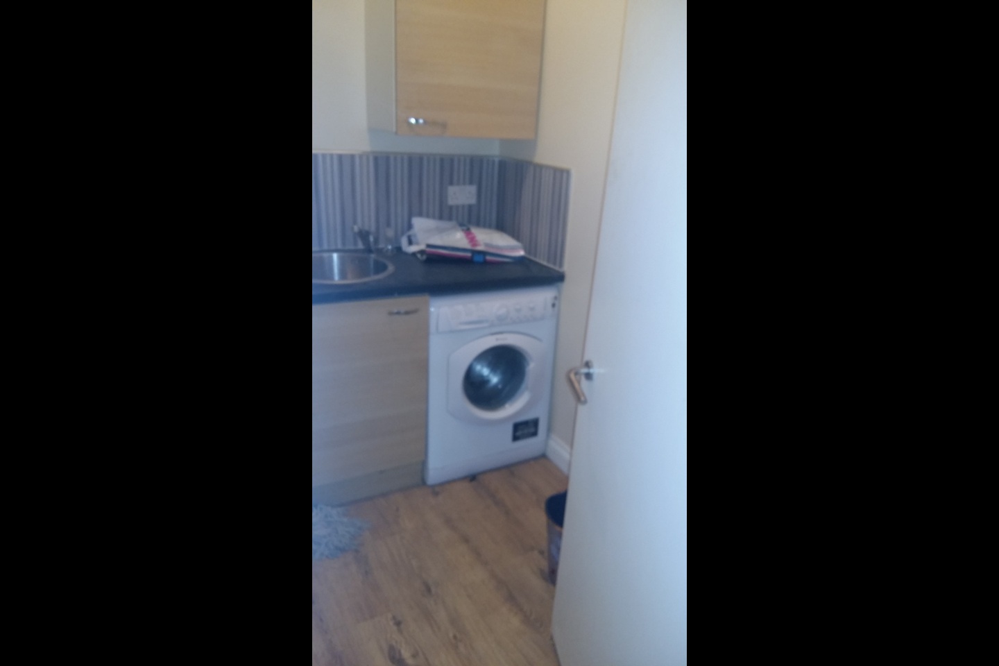 London - Studio Flat, Chesnut Grove, N17 - To Rent Now for £1,125.00 p/m