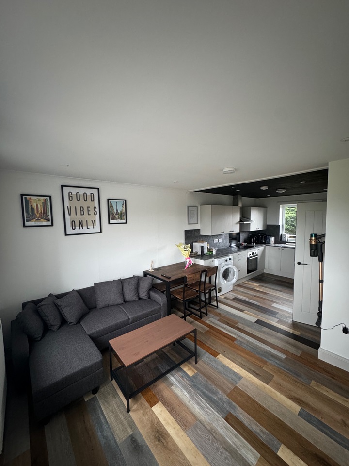 Edinburgh - Room in a Shared House, Moredun Park View, EH17 - To Rent ...