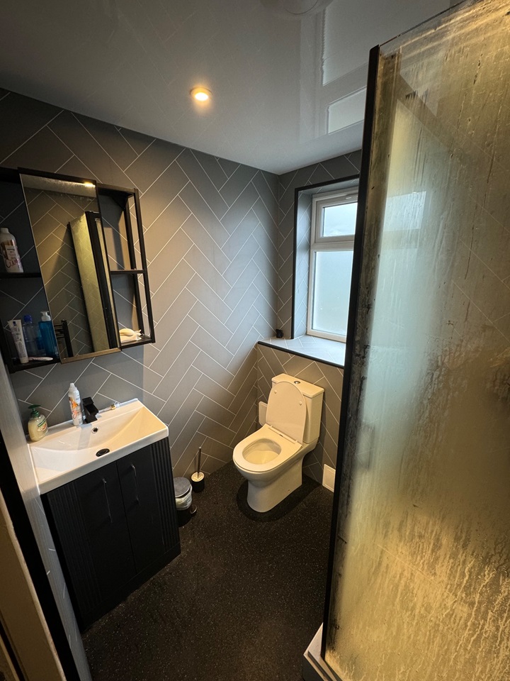Edinburgh - Room in a Shared House, Moredun Park View, EH17 - To Rent ...