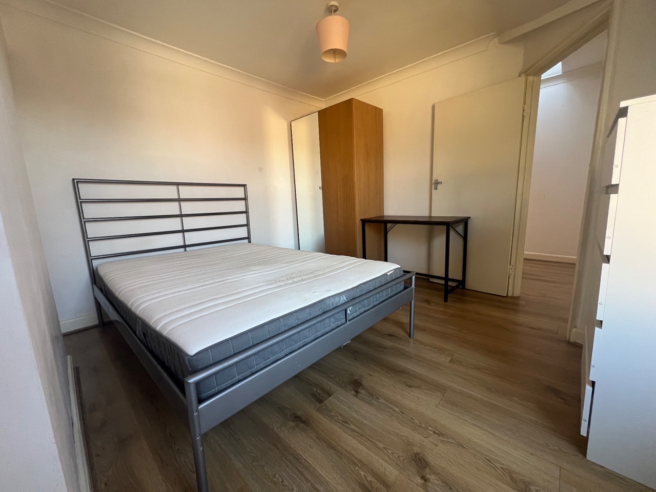 London - 2 Bed Flat, Franciscan Road, SW17 - To Rent Now for £1,800.00 p/m