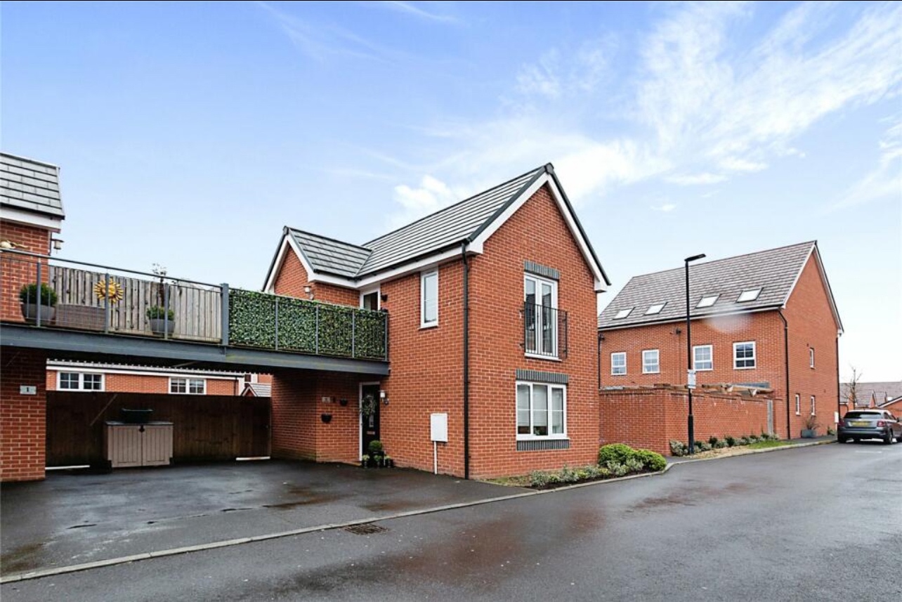Basingstoke - 2 Bed Detached House, Hasler Place, RG21 - To Rent Now ...