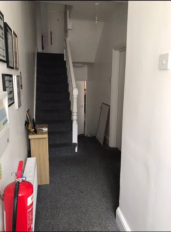 London - Room in a Shared House, Alric Avenue, NW10 - To Rent Now for £ ...