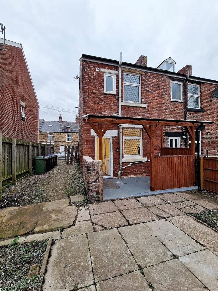 Beighton, Sheffield - 3 Bed End Terrace, Armstead Road, S20 - To Rent ...