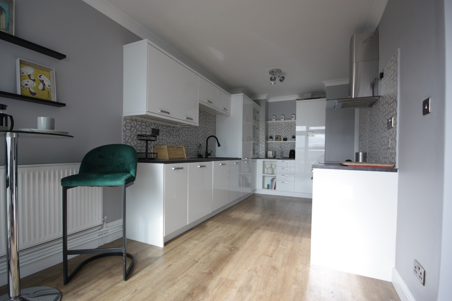 London - 2 Bed Flat, Pinter House, SW9 - To Rent Now for £2,400.00 p/m