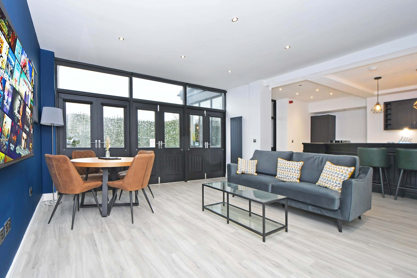 Crewe - 1 Bed Flat, Victoria Street, CW1 - To Rent Now for £950.00 p/m