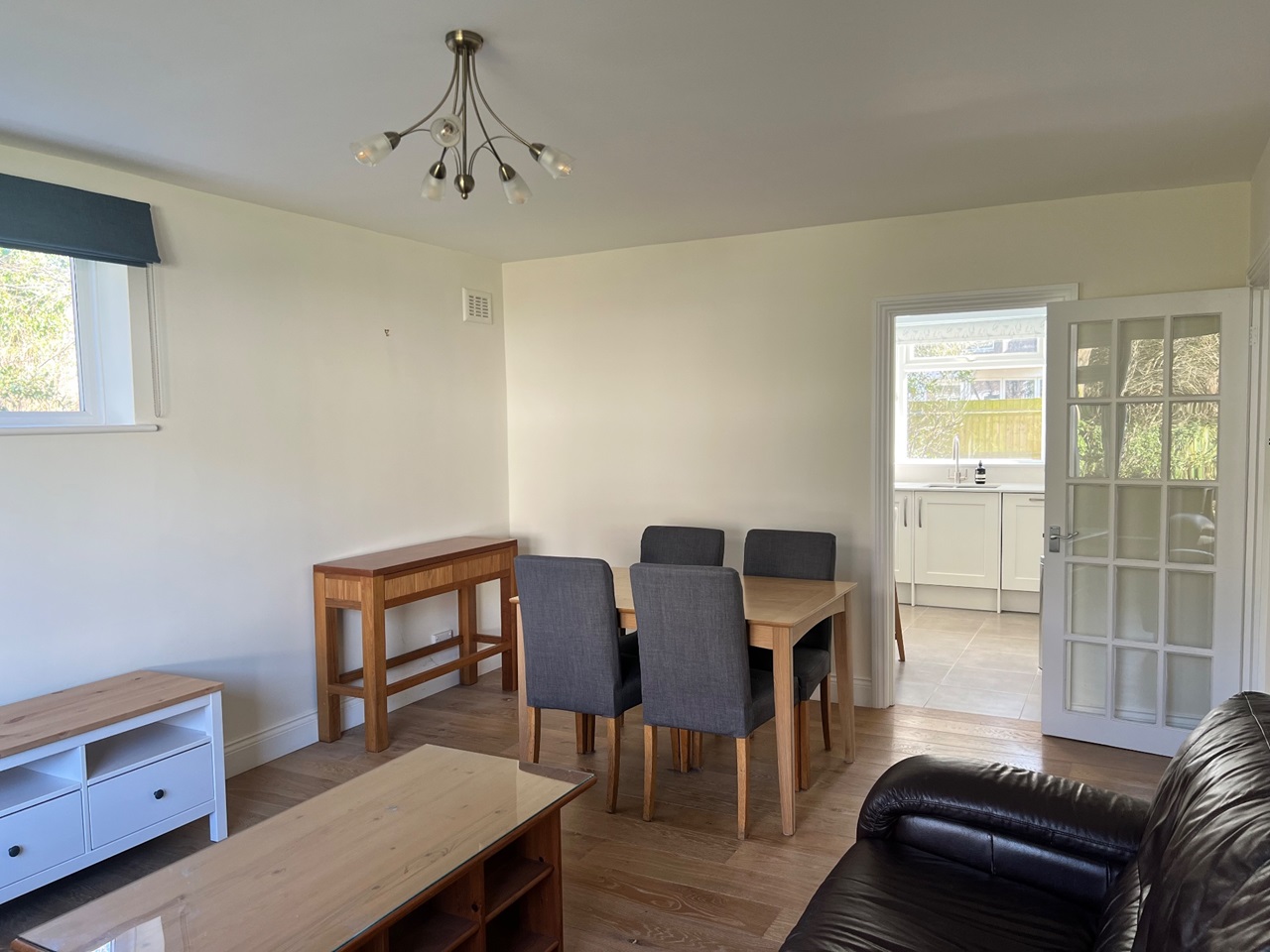 London - 2 Bed Flat, Maple Close, SW4 - To Rent Now for £2,750.00 p/m