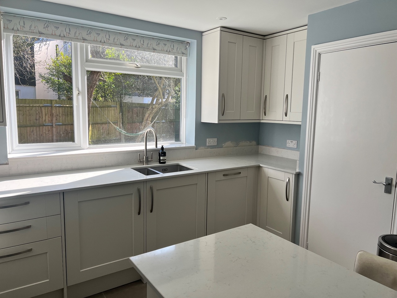 London - 2 Bed Flat, Maple Close, SW4 - To Rent Now for £2,750.00 p/m