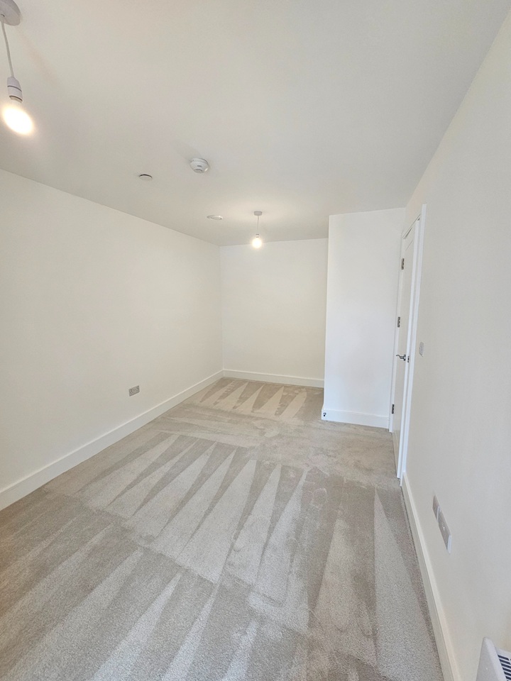 Birmingham - 1 Bed Flat, Cooper Gate Development, B31 - To Rent Now for ...