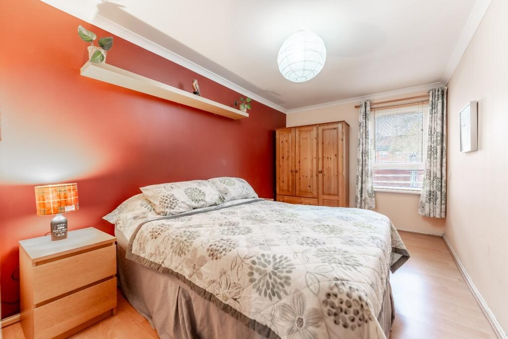 Glasgow - 1 Bed Flat, Keith Court, G11 - To Rent Now for £1,075.00 p/m