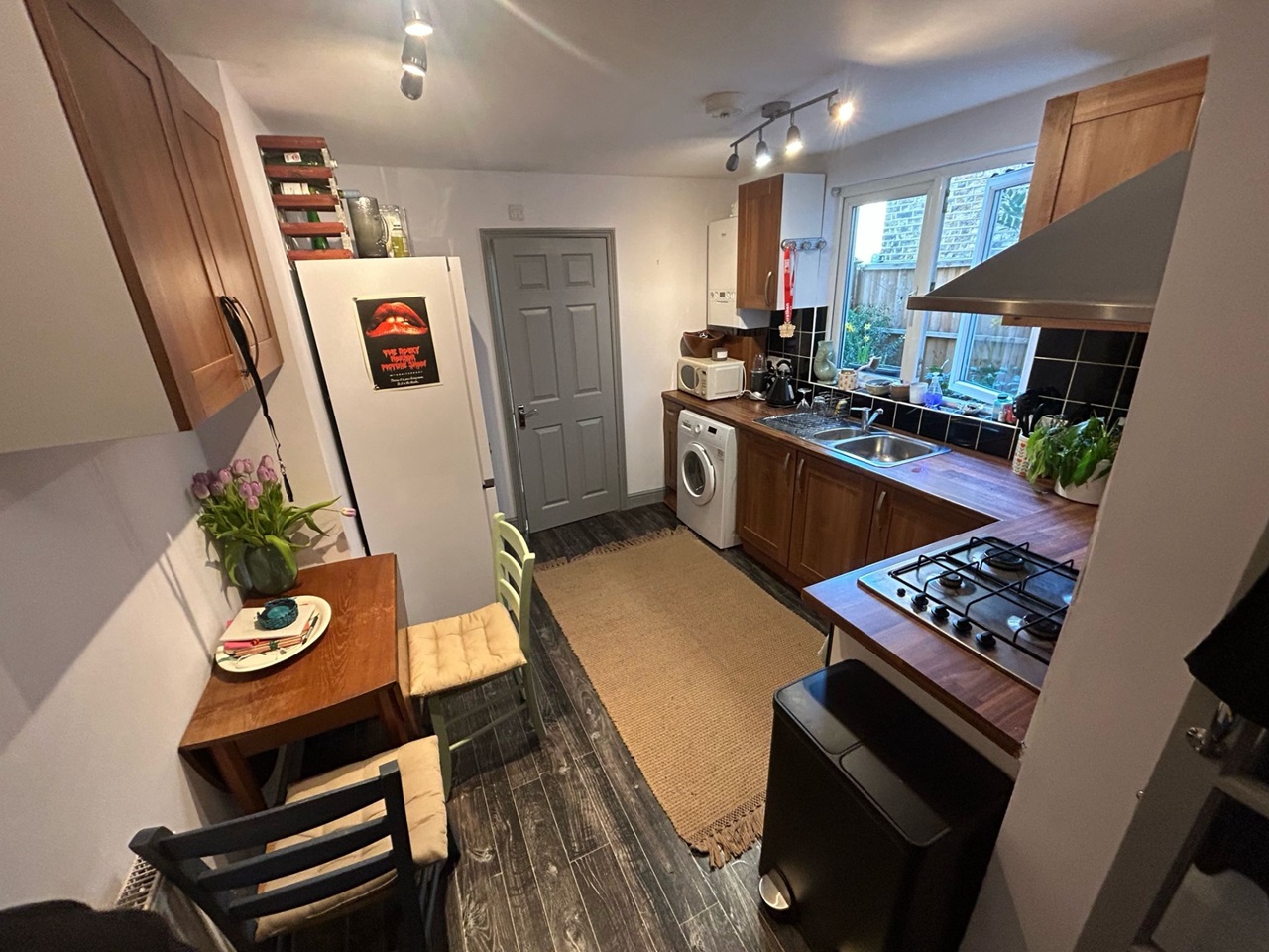 London - 1 Bed Flat, Ballater Road, SW2 - To Rent Now for £1,850.00 p/m