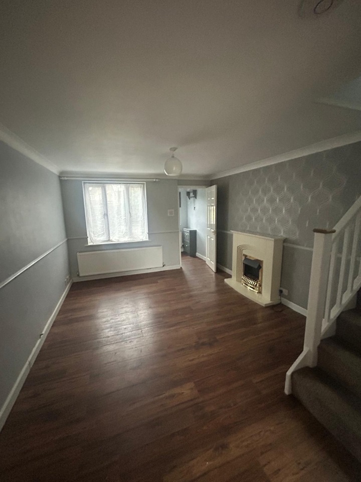 Luton - 3 Bed Detached House, Dovedale, LU2 - To Rent Now for £1,800.00 p/m