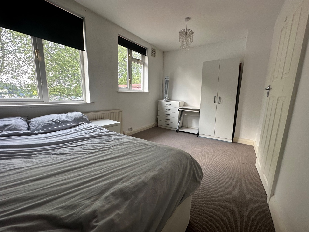 Hanworth, Feltham - 2 Bed Terraced House, Hounslow Road, TW13 - To Rent ...