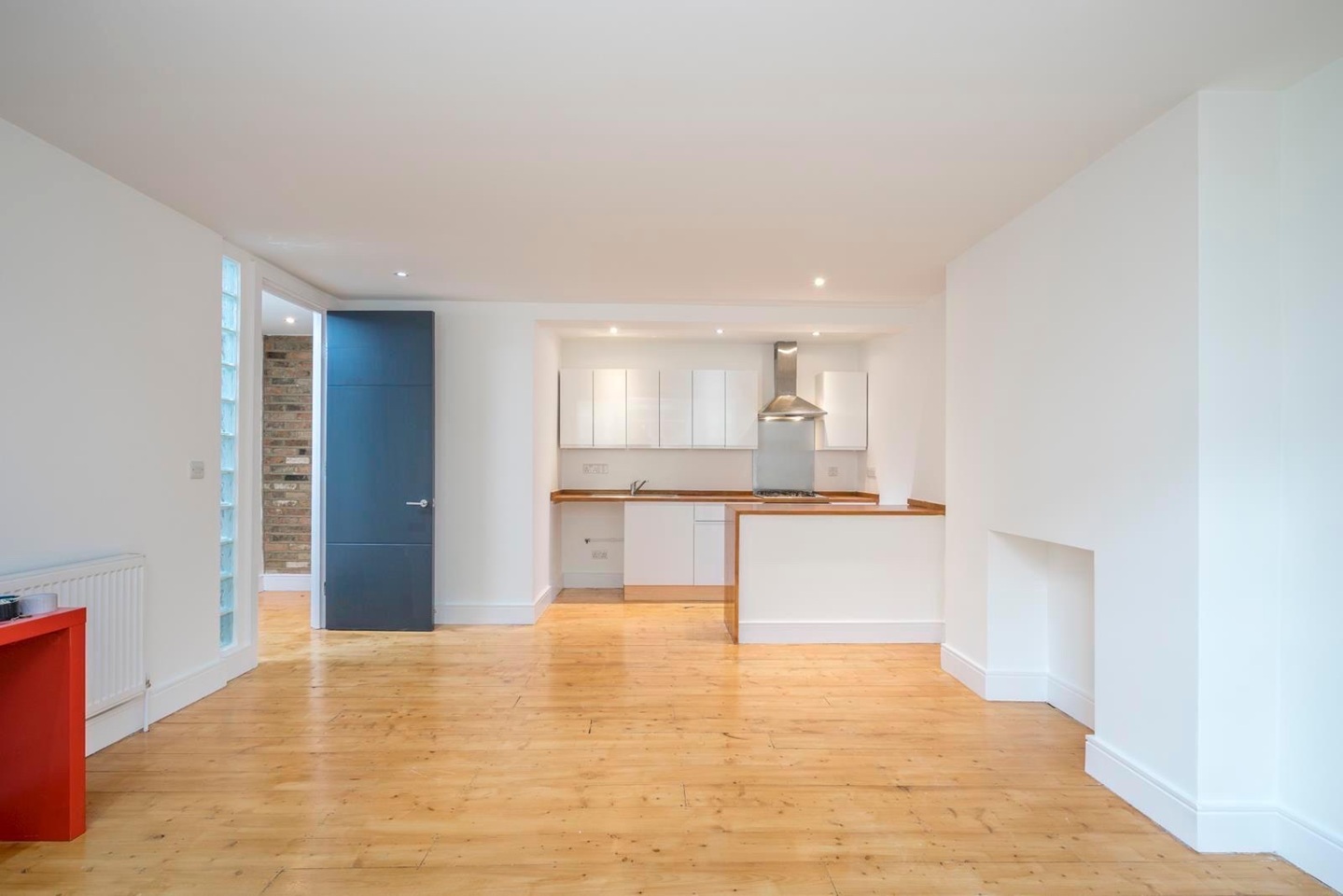 London - 1 Bed Flat, Newick Road, E5 - To Rent Now for £1,850.00 p/m