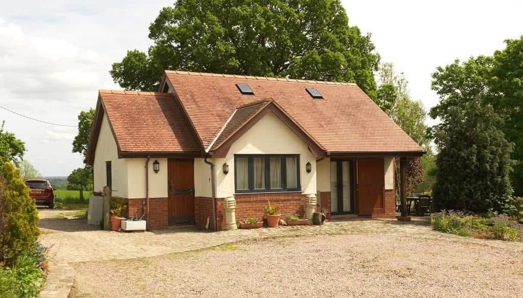 Ruabon, Wrexham - 1 Bed Detached House, Pen Y Lan, LL14 - To Rent Now ...